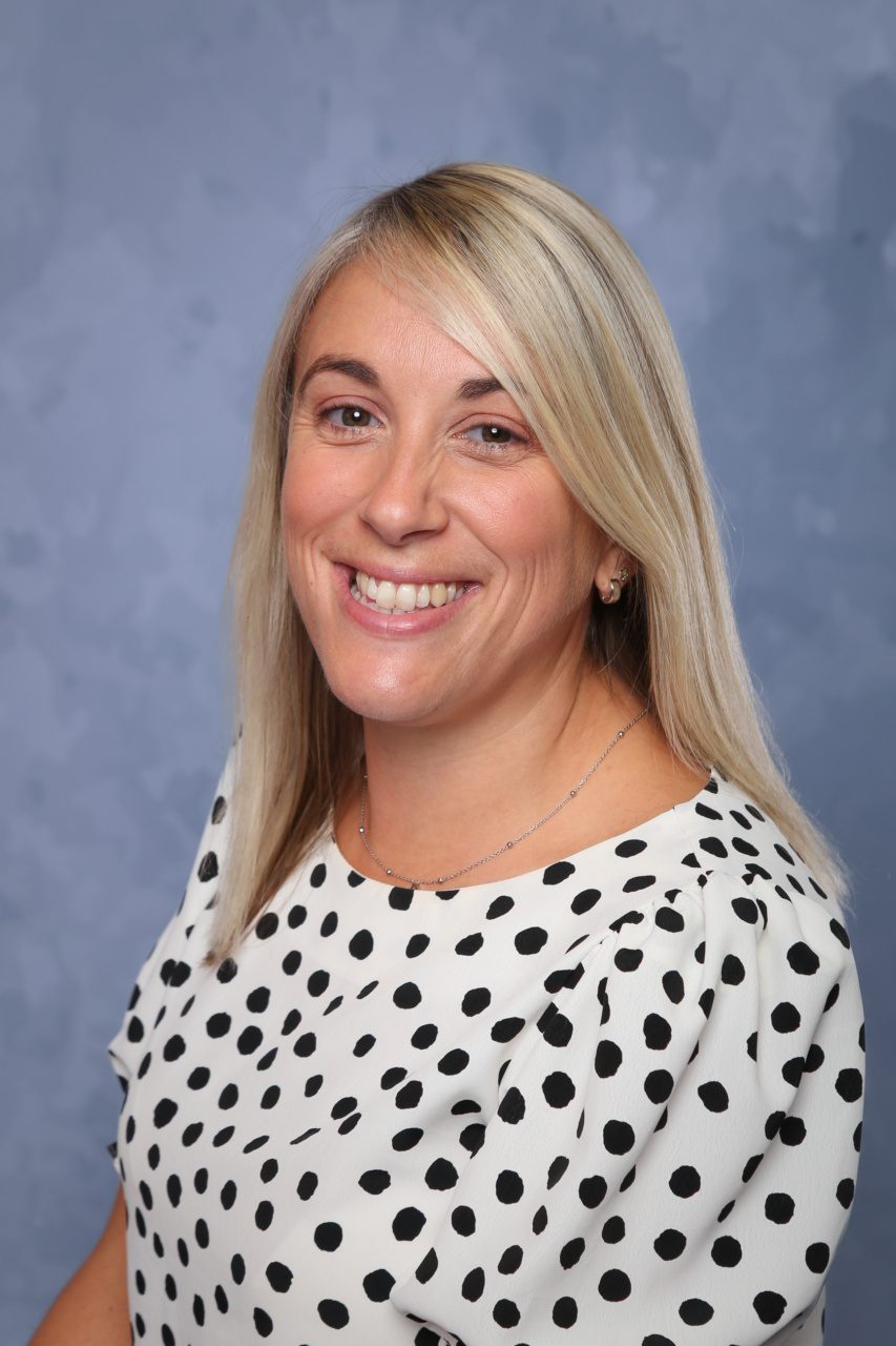 Meet our Staff - Holly Primary School