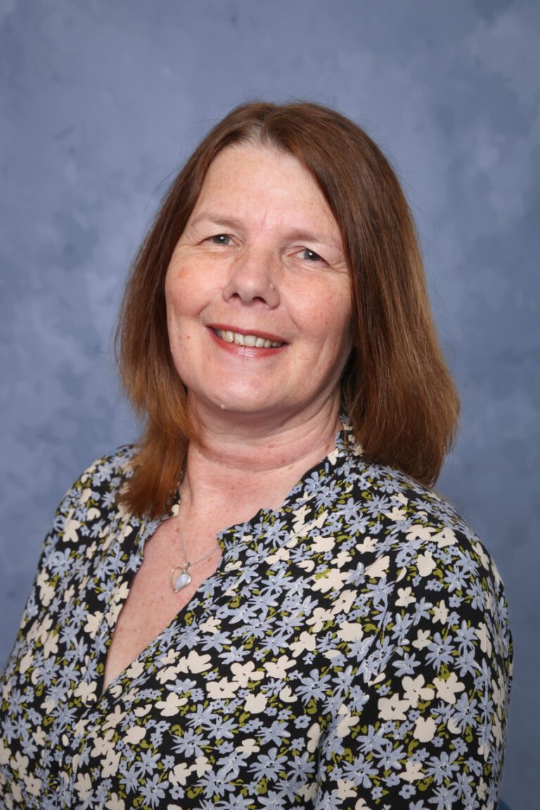 Meet our Staff - Holly Primary School